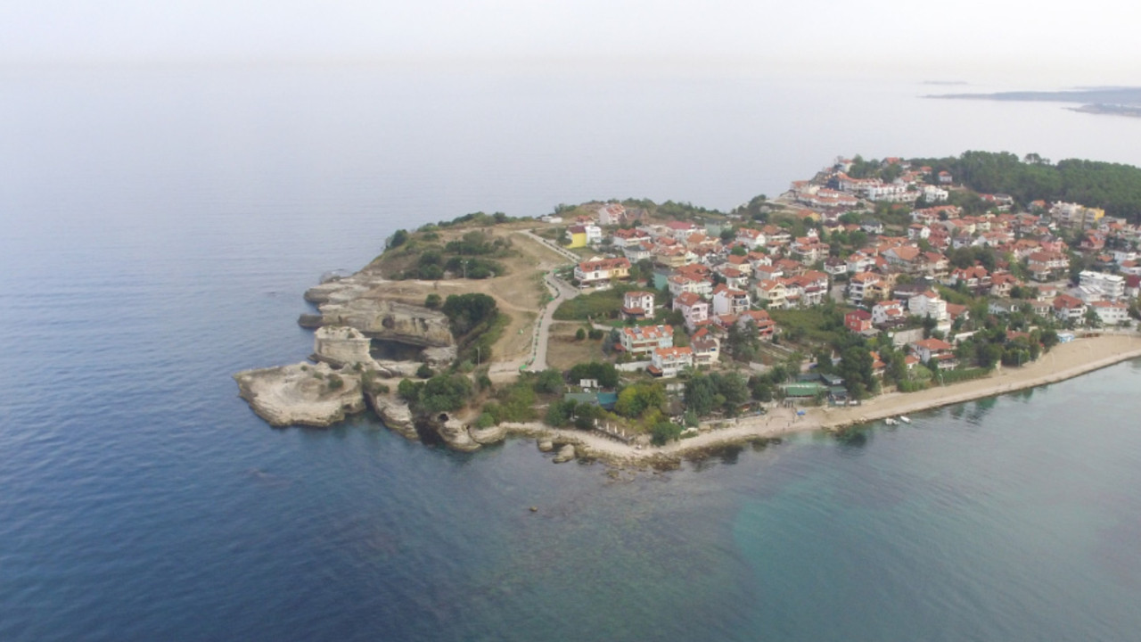 Yunanistan, Kerpe Adası'nda olağanüstü hal ilan etti
