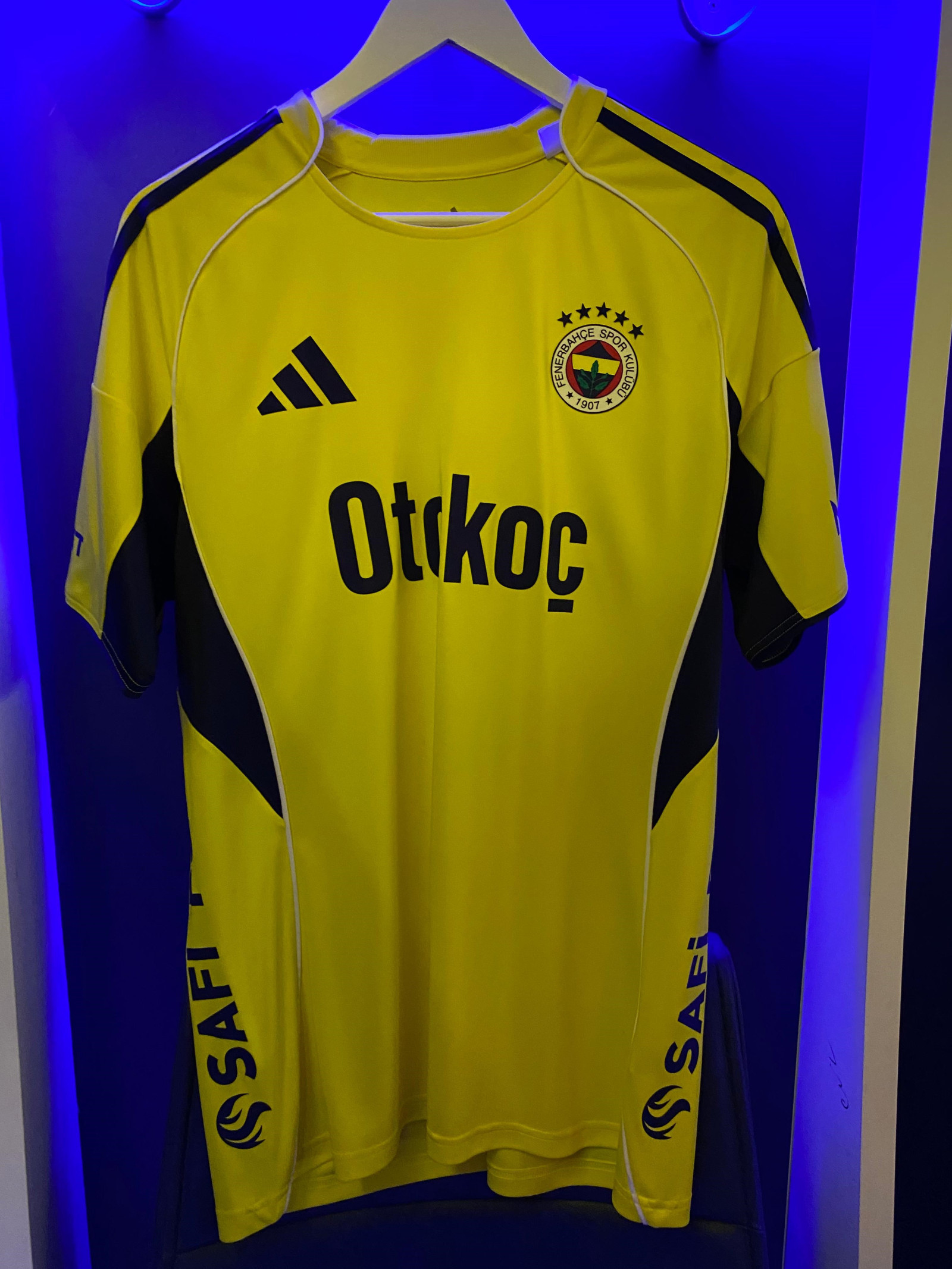 Fenerbahce Forma Resimleri