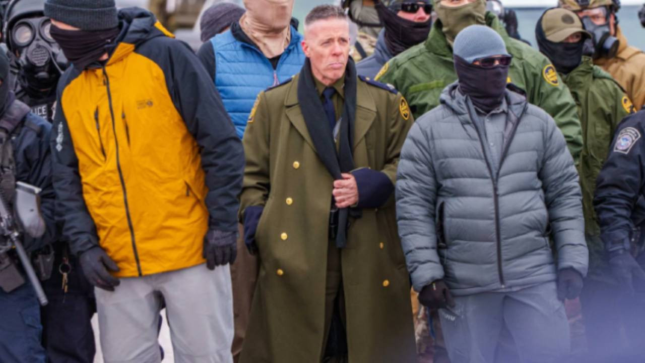 Görevden alındı iddialarına Beyaz Saray'dan açıklama, ICE komutanı ...